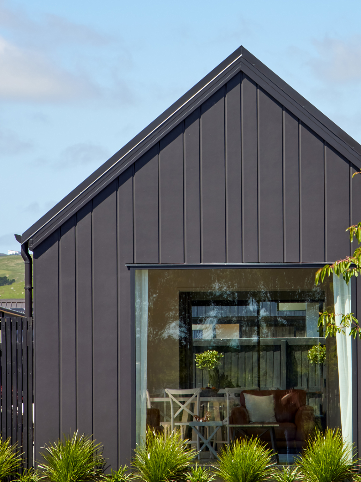 Hardie™ Oblique™ Cladding - PlastaMasta Southern Sydney